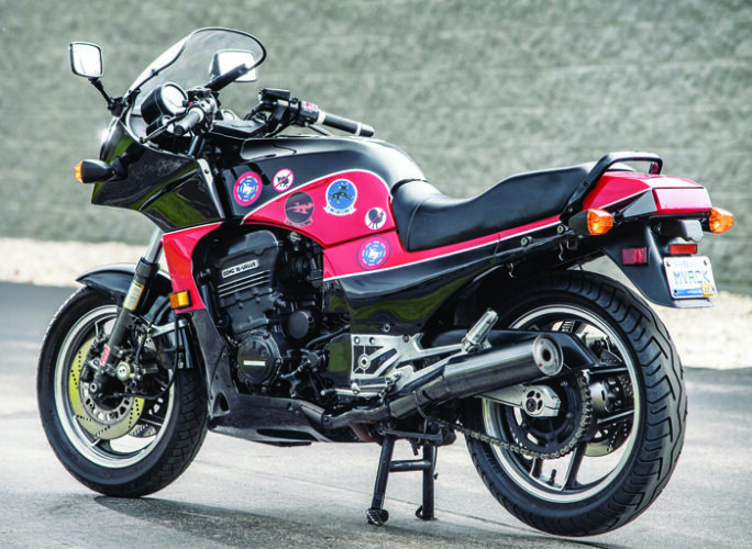 The Top Gun Motorcycle: 1985 Kawasaki GPZ900R - Motorcycle Classics